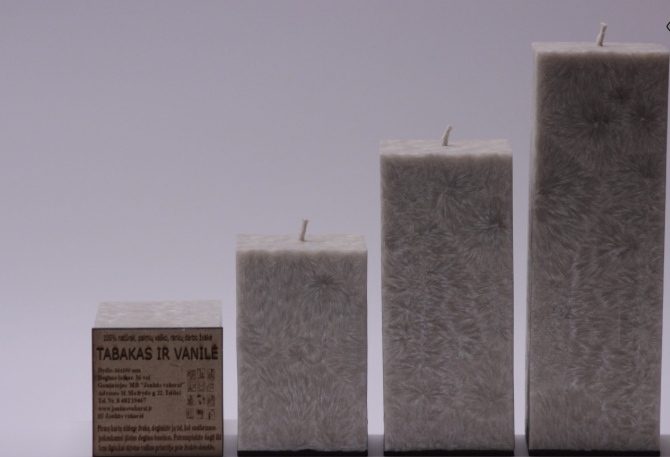 Žvakė „Tabakas ir vanilė“. Aukštis 10cm. – Keita Žemaitė